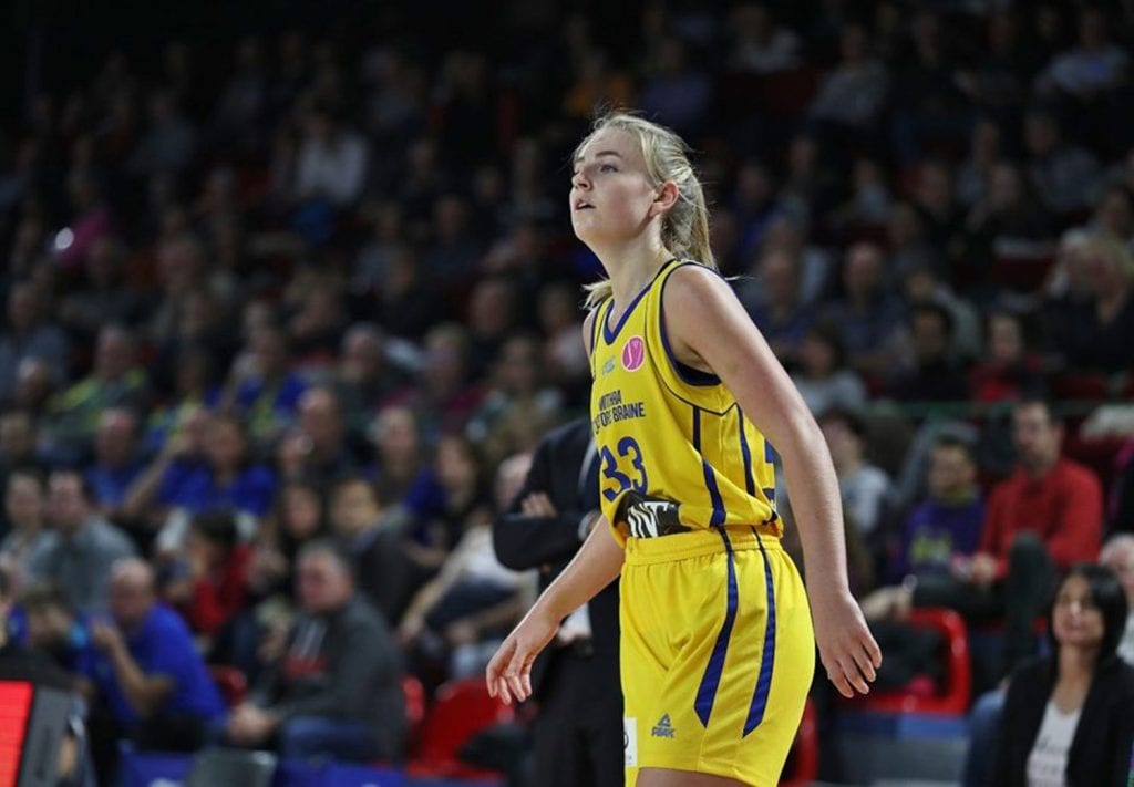 One on One with Karlie Samuelson — We Are Basket